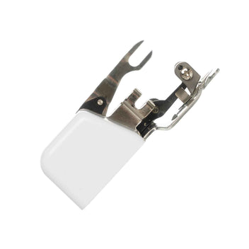 Side Cutter Attachment | SINGER®