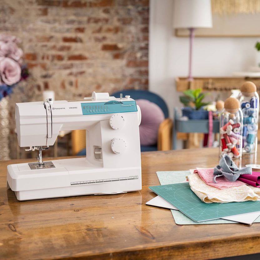 Husqvarna® Viking® EMERALD™ 116 Sewing Machine | Husqvarna® Viking®