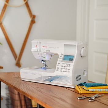 SINGER® Quantum Stylist™ 9960 Sewing Machine with Extension Table | SINGER®