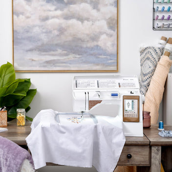 DESIGNER TOPAZ™ 50 Sewing & Embroidery Machine | Husqvarna® Viking®