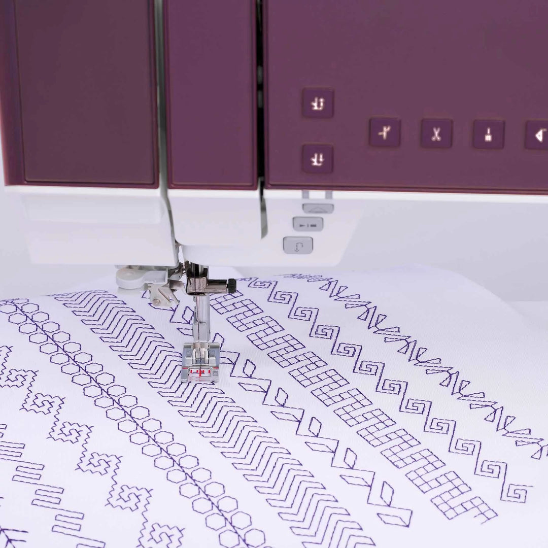 PFAFF® creative icon™ 2 Sewing & Embroidery Machine | PFAFF®