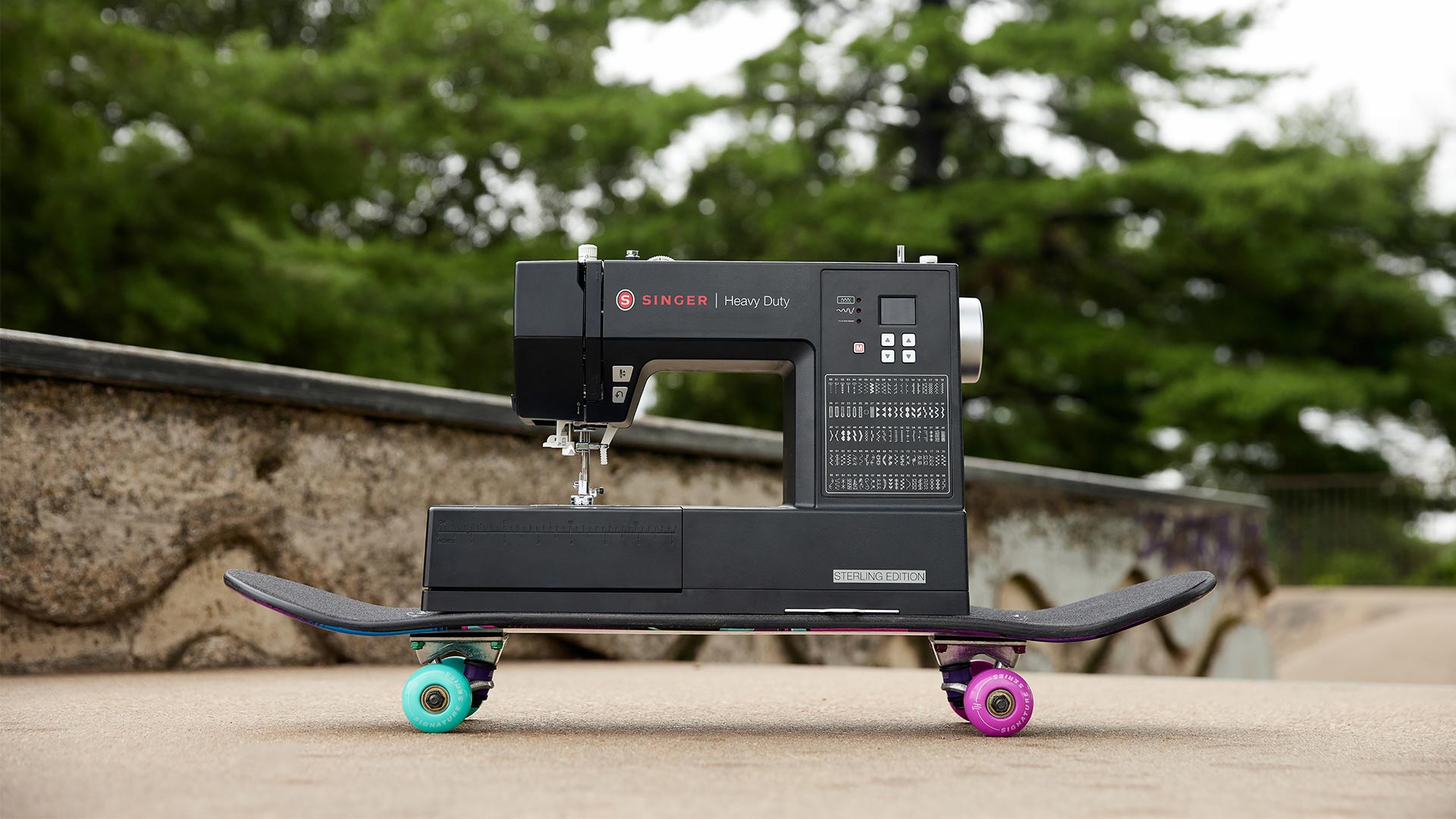 Heavy Duty 6600C Sterling Sewing Machine | SINGER®