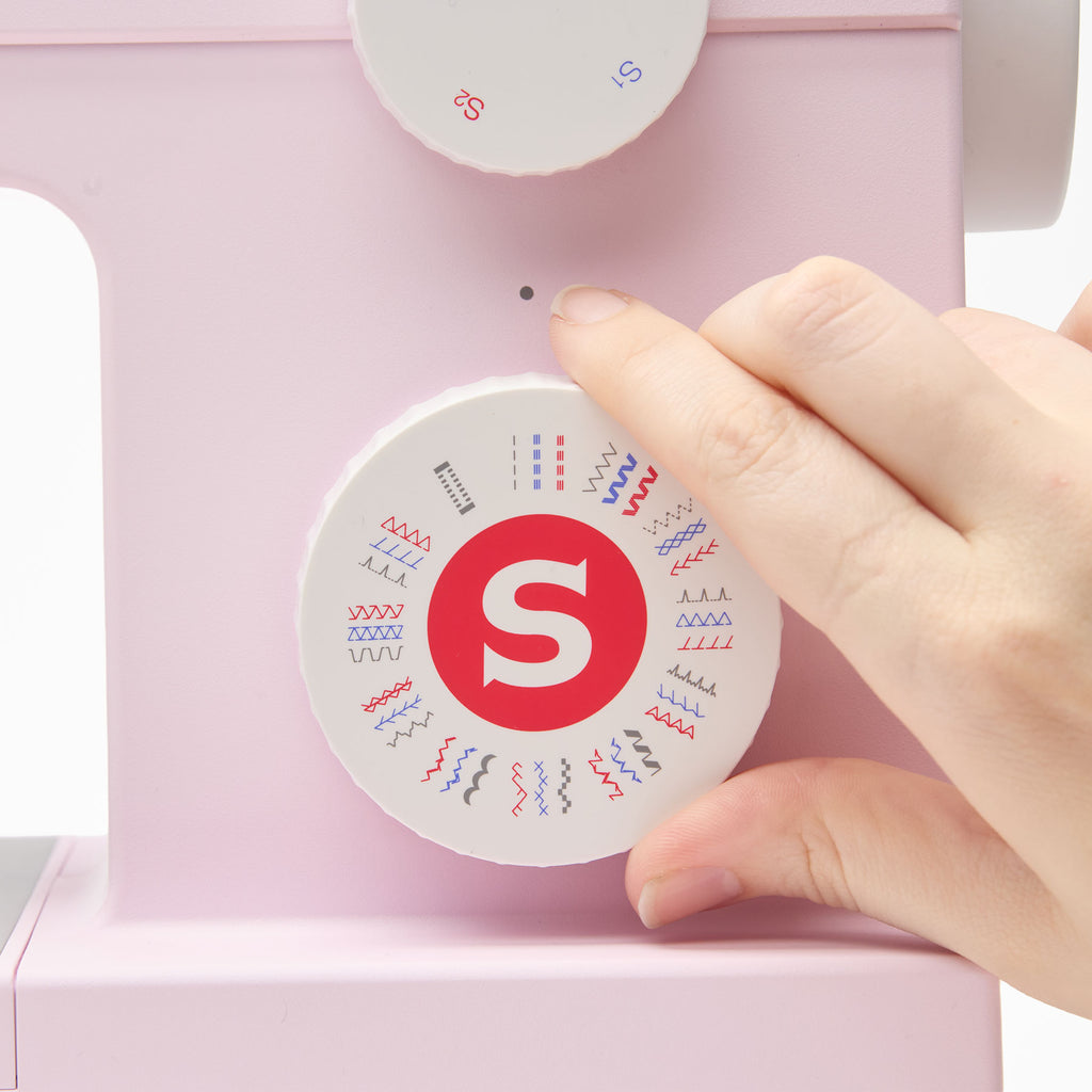 How To Register Your Sewing Machine | Warranty & Support | SINGER®