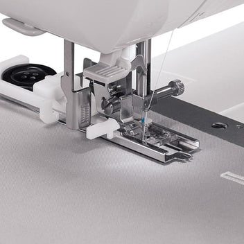 Quantum Stylist 9985 Sewing Machine | SINGER®