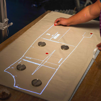 SINGER® Ditto Pattern Projector | SINGER®