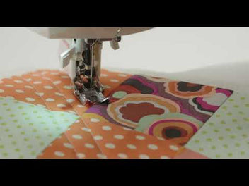 Even Feed / Walking Presser Foot | SINGER®