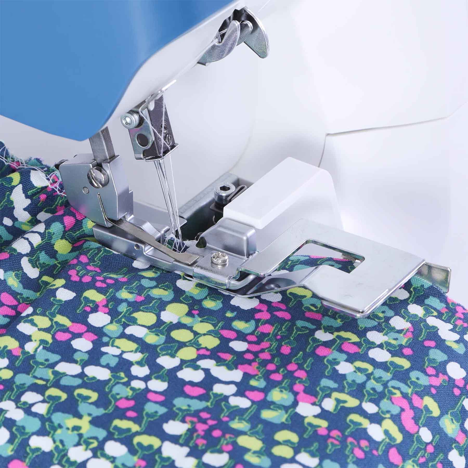 Pied fronceur PFAFF® pour la machine à surjet admire™ 1000 | PFAFF ...